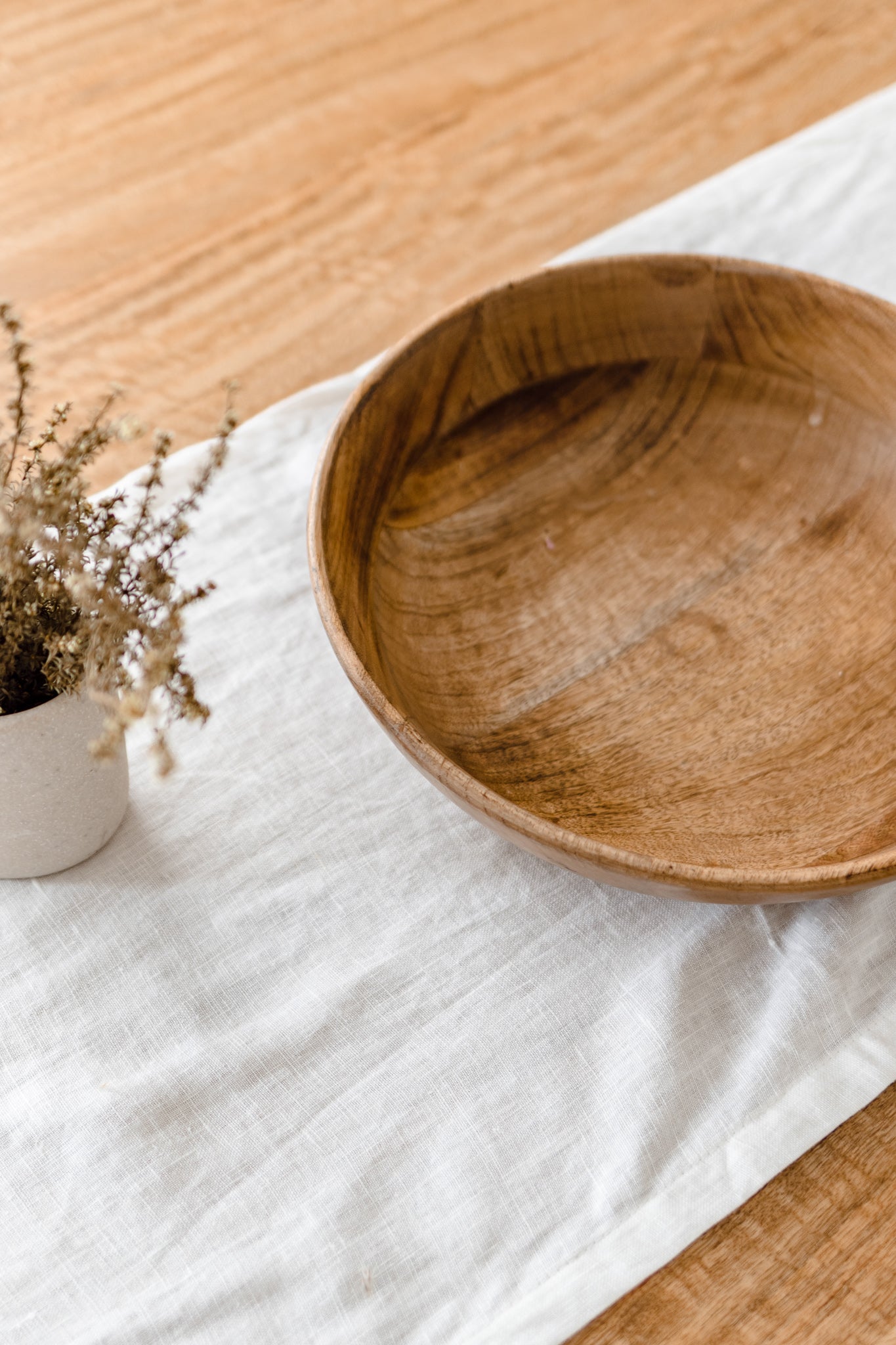 ivory linen table runner – Table Threads